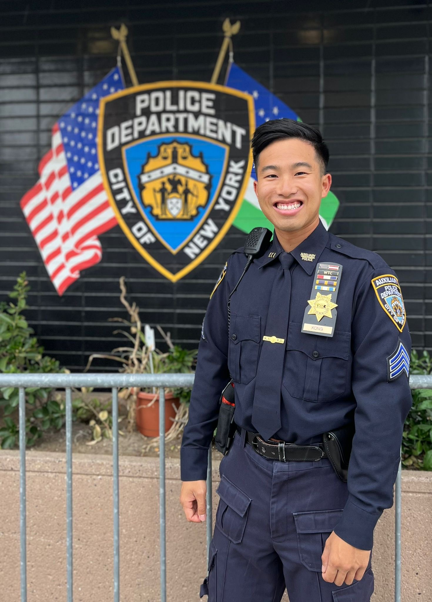 The good doctor: Queens man does double duty as ER physician and ...