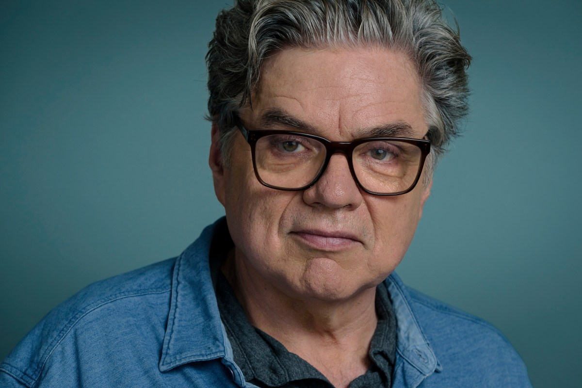 How Oliver Platt moonlights on ‘The Bear,’ while still clocking in at ...