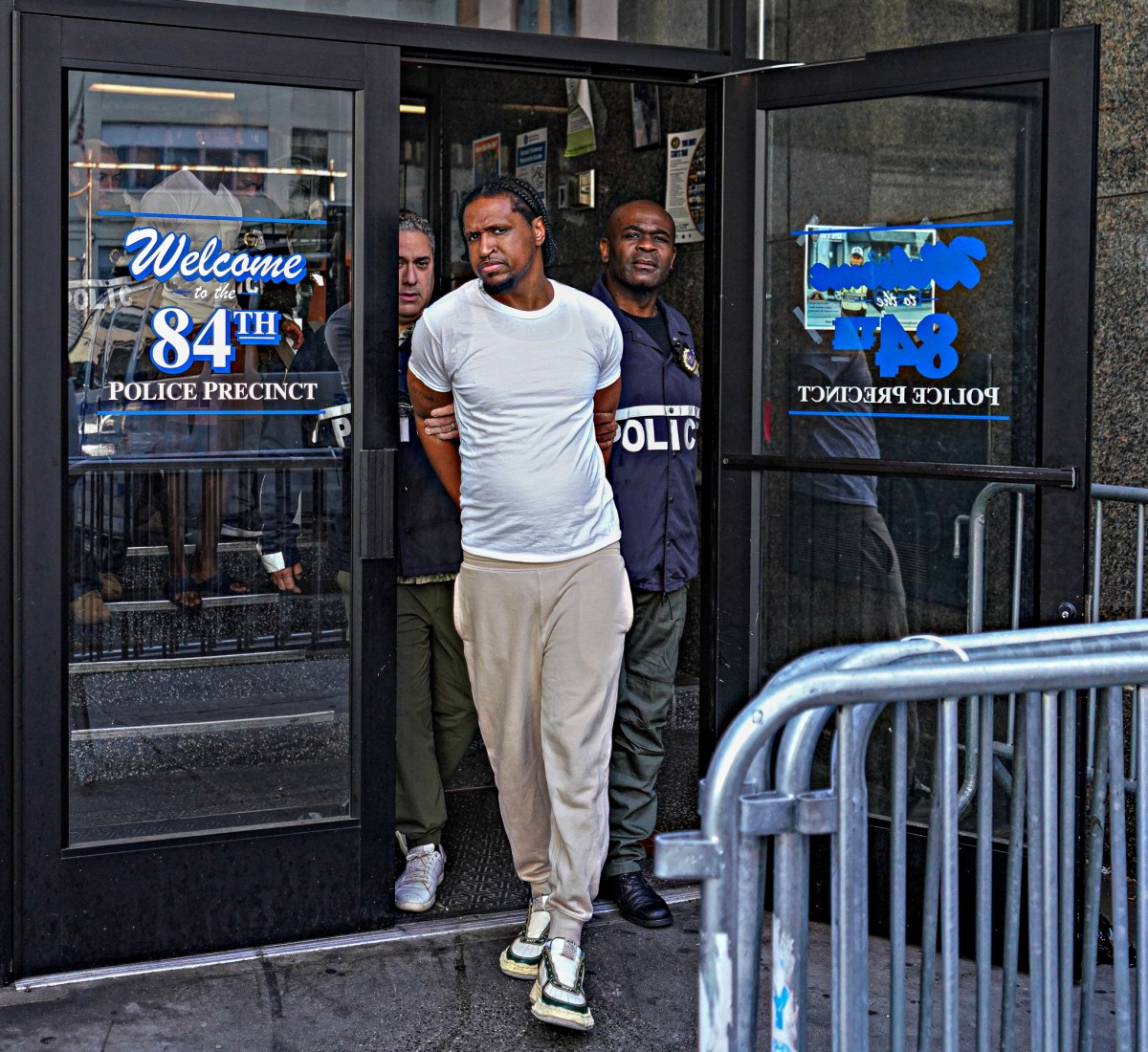 Exclusive: JFK postal workers arrested for check-cashing scheme in ...