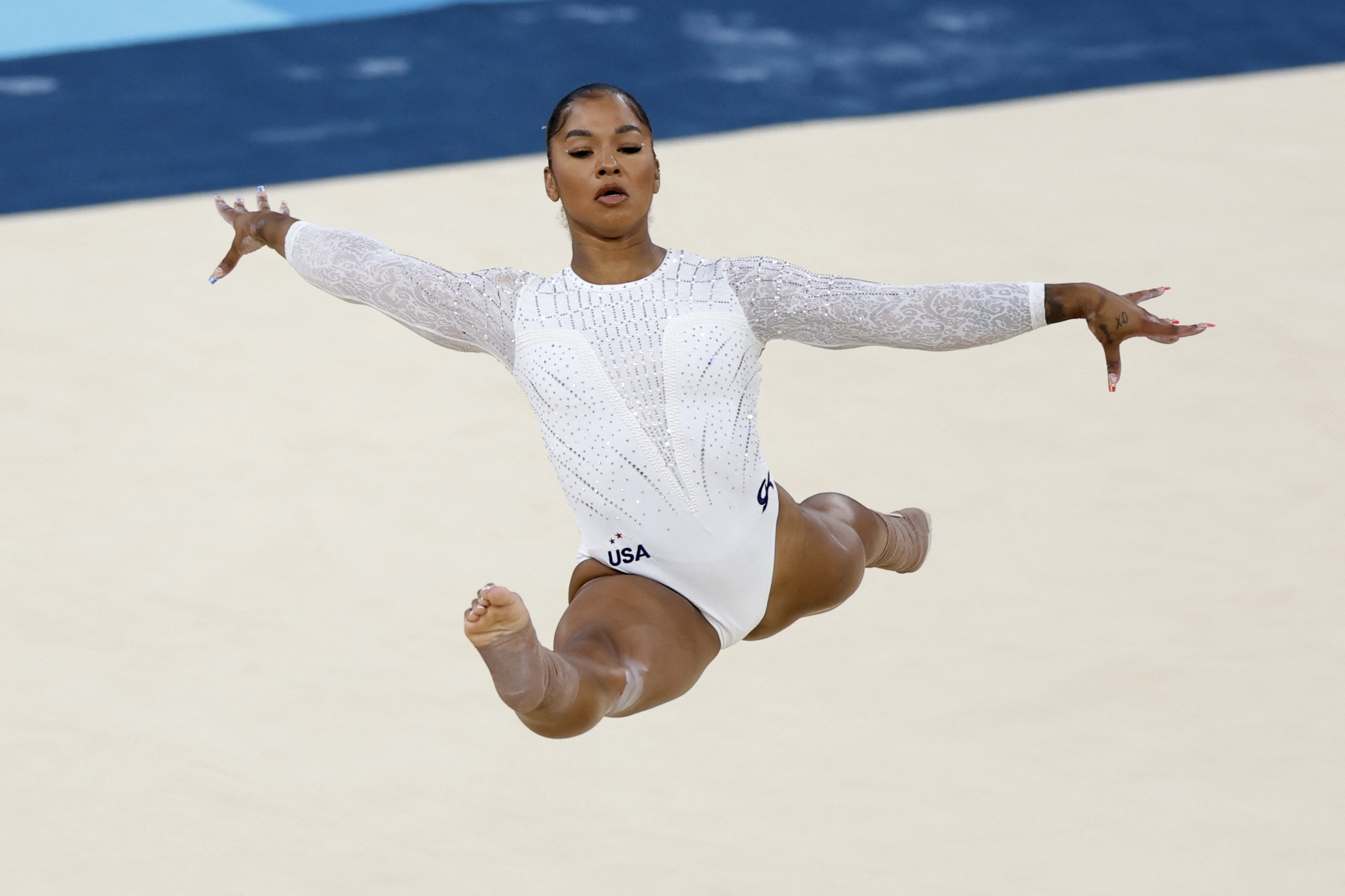 Simone Biles Claims Silver in Olympics Floor Exercise