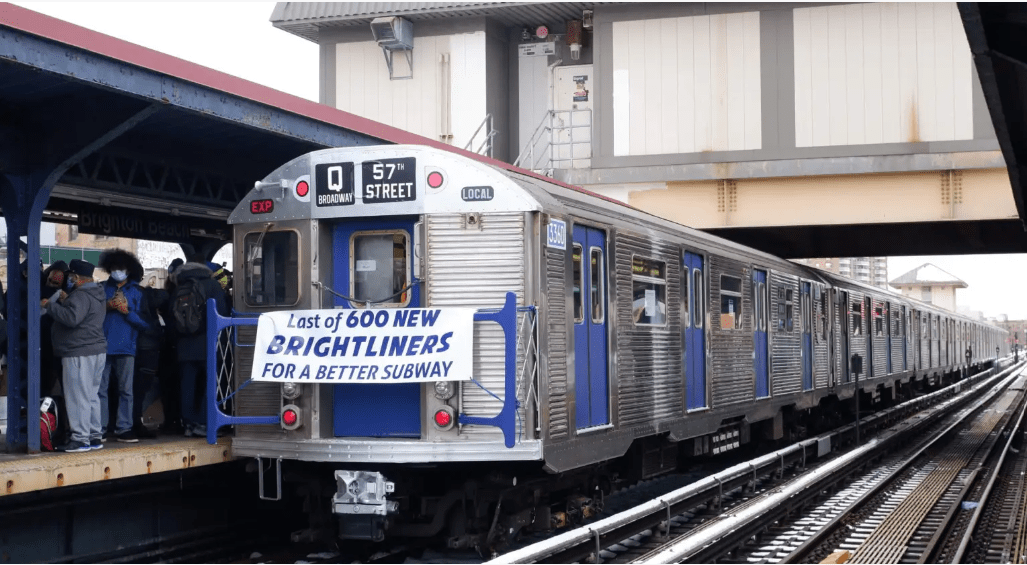 R32 Brightliner Trains Return for 60th Anniversary