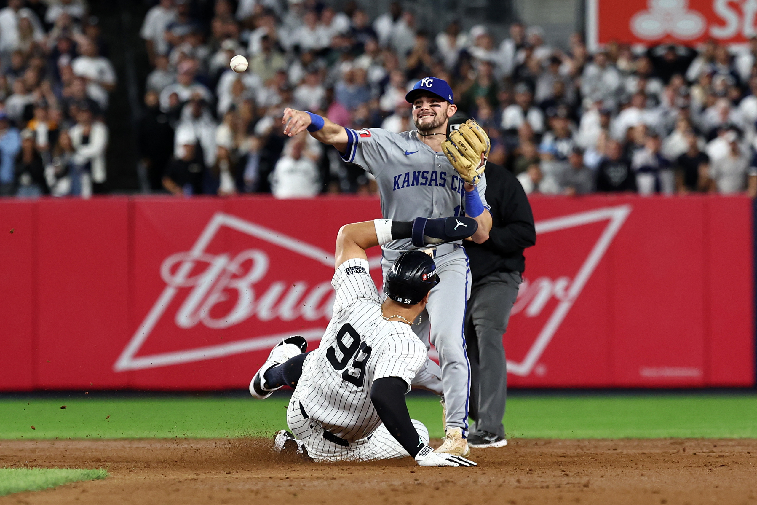 Yankees Face Royals in ALDS Game 3, Aim for Series Lead