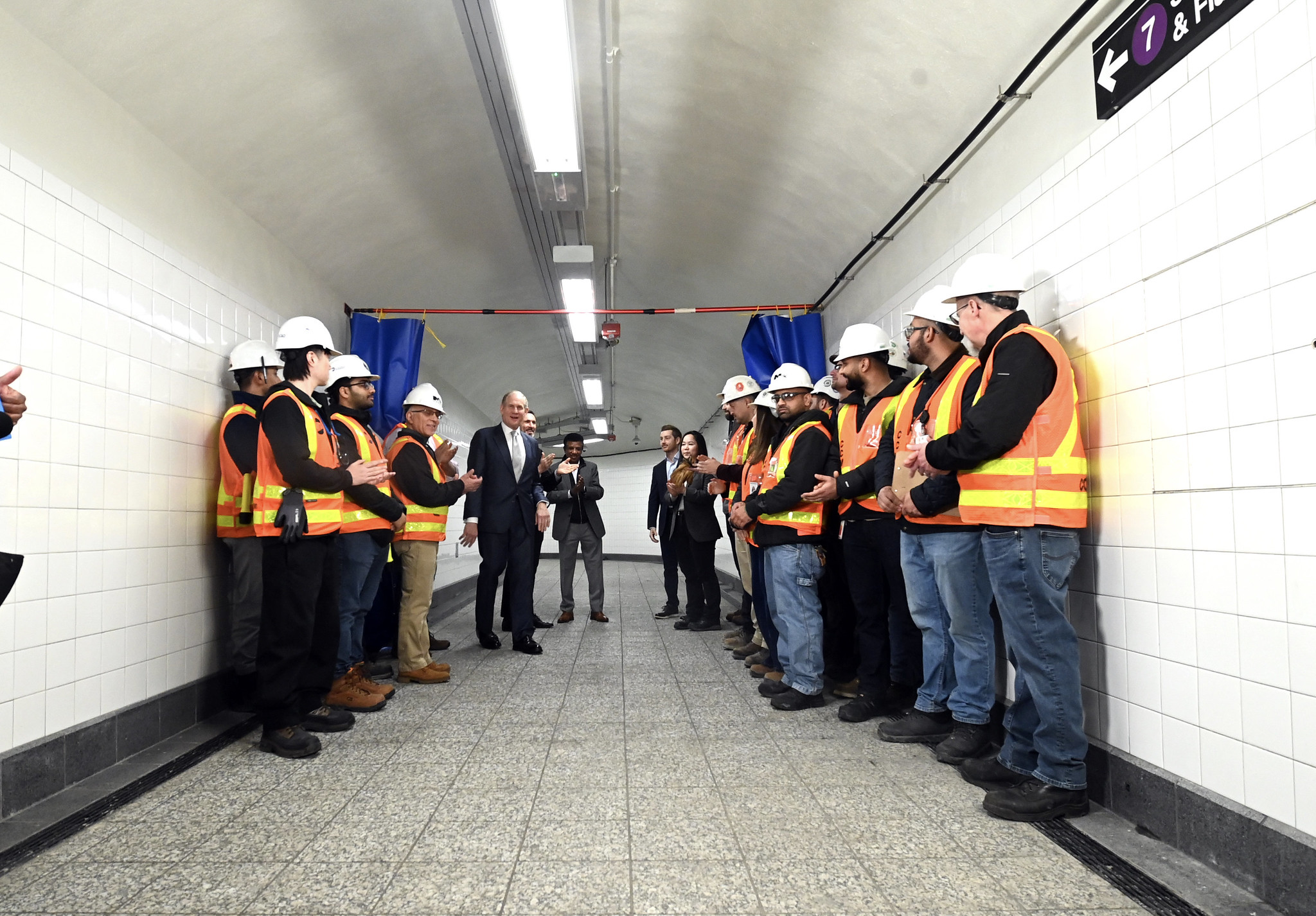 New Grand Central passageway eases commuter congestion