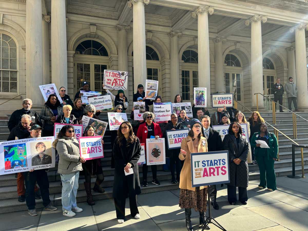 Lawmakers Push for Arts Education Funding