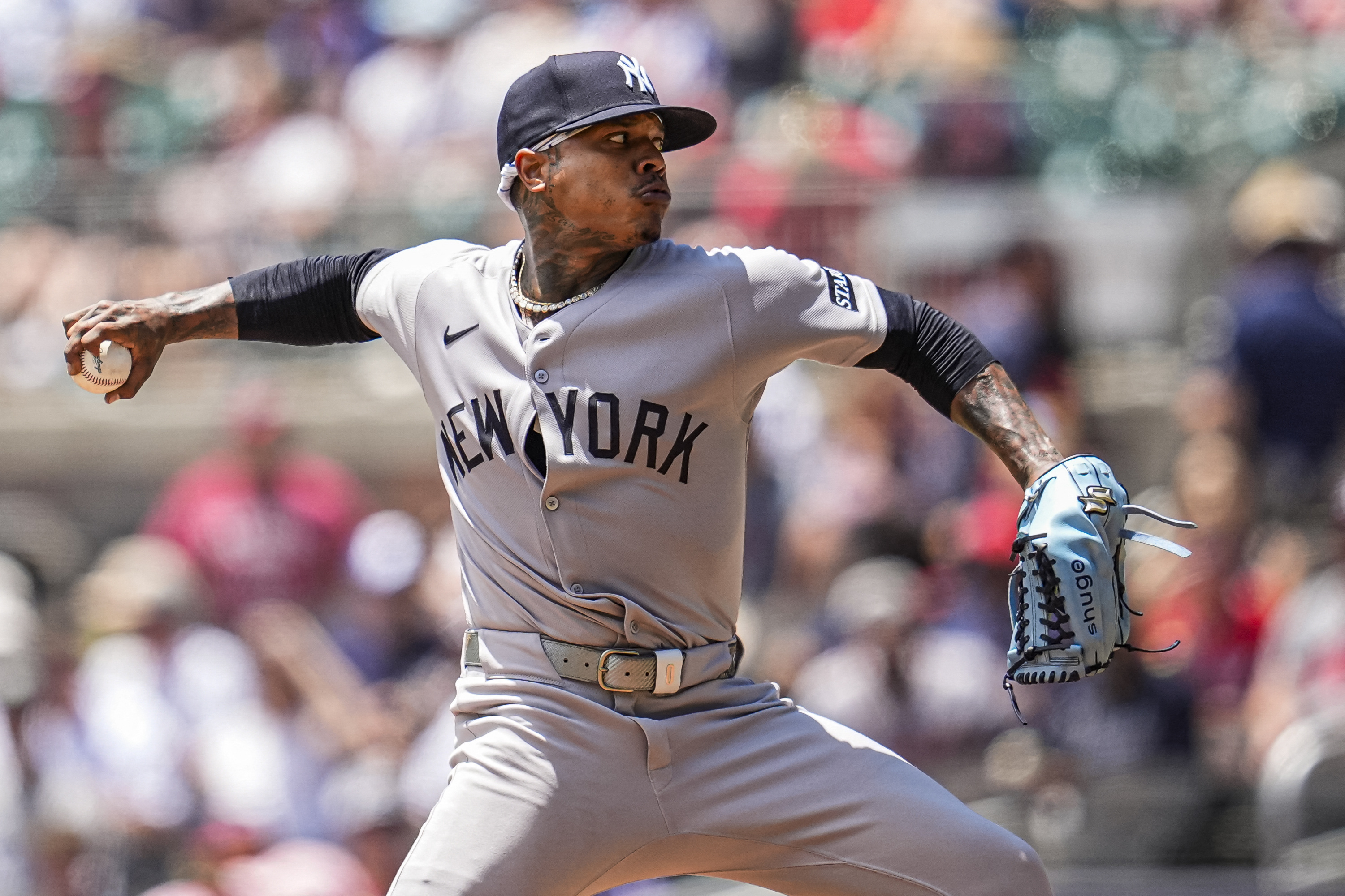 Yankees Fall to Braves as Bullpen Lets Lead Slip