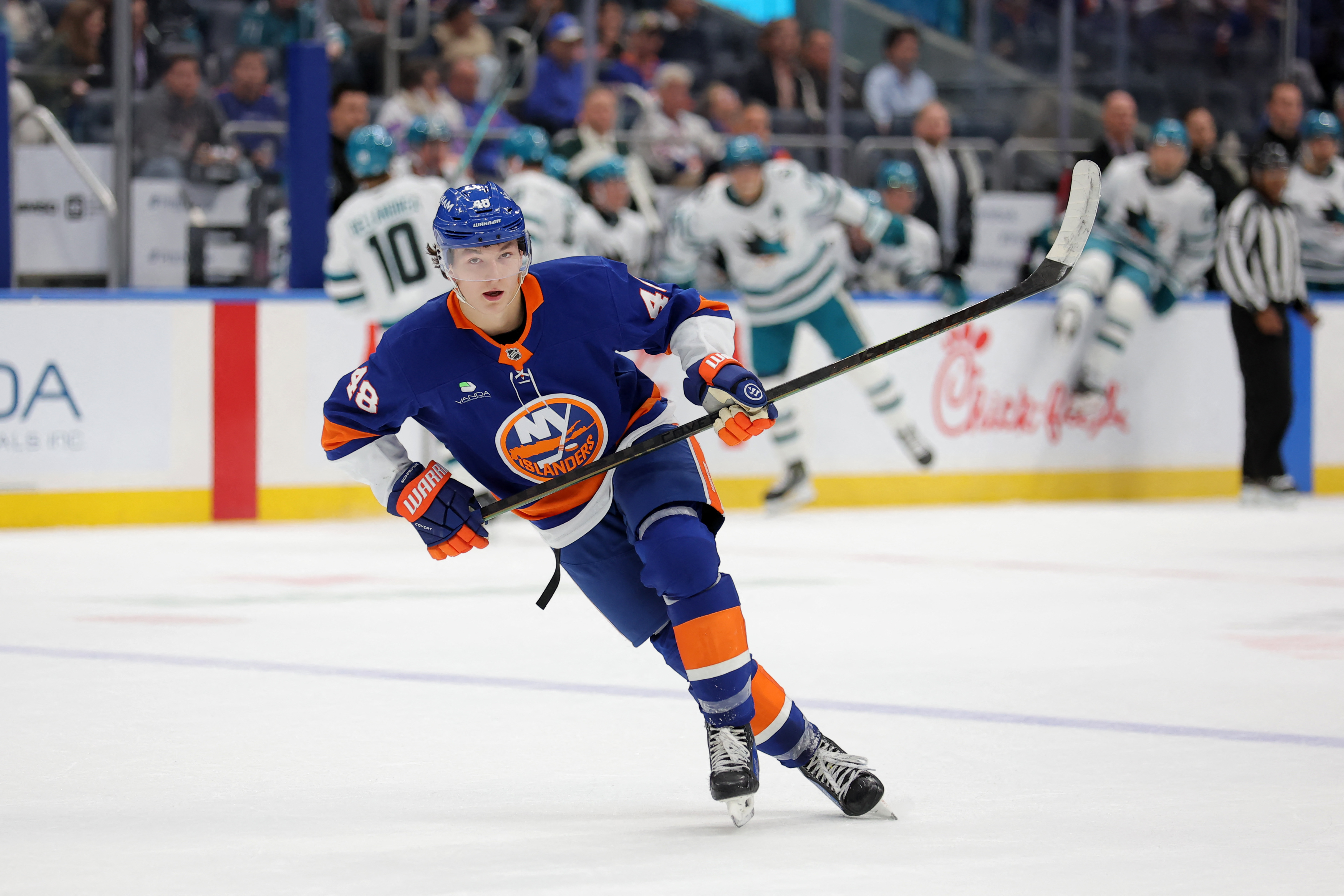 Schaefer records 1st multi-point game, Islanders down Sharks for 3rd ...